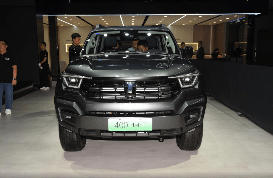 搭载插混动力，售27.98万元起，坦克400Hi4-T上市_搜狐汽车_搜狐网