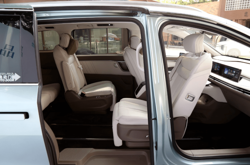 被低估了的MPV新选择？上汽大通大家MIFA7静态体验_搜狐汽车_搜狐网