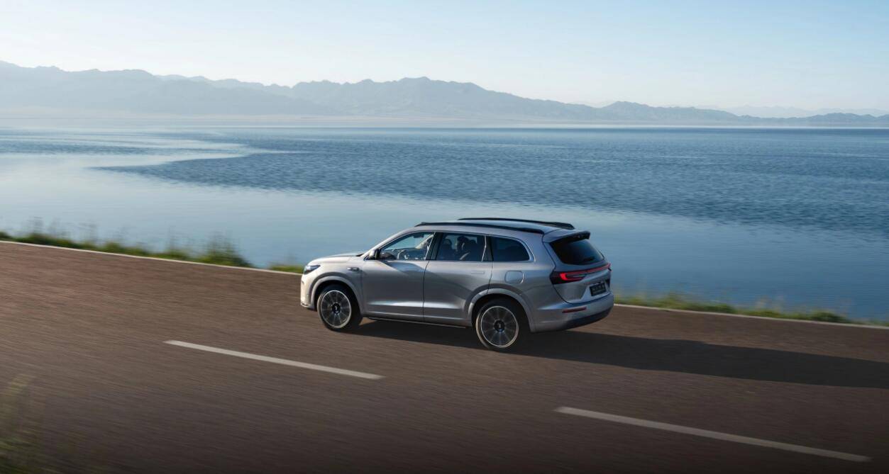 问界新M7爆单 24.98万起售 跟理想L7相比 谁更值得出手？_搜狐汽车_搜狐网