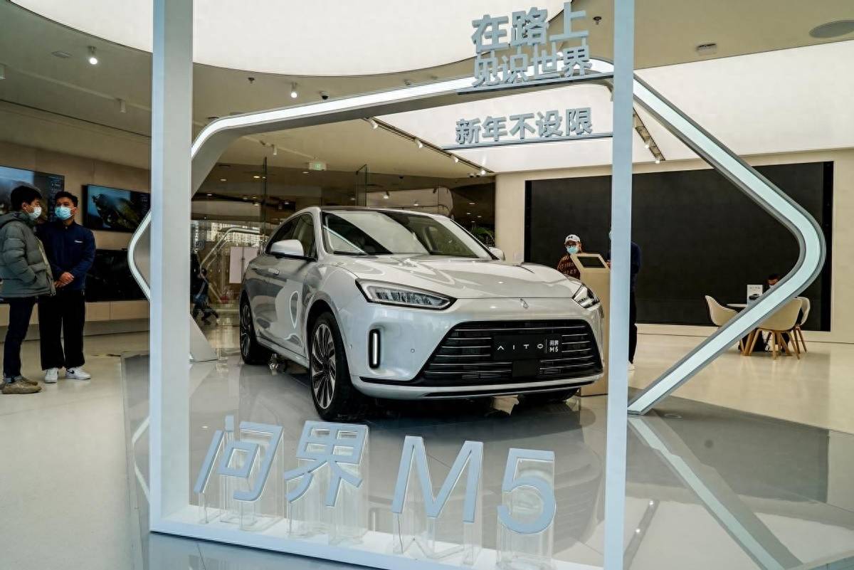 订单突破5万，但问界M7此时高呼“起死回生”为时尚早_搜狐汽车_搜狐网