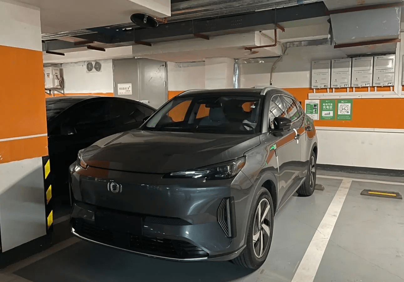 长安启源首款SUV，Q05实车曝光，对标宋PLUS？_搜狐汽车_搜狐网