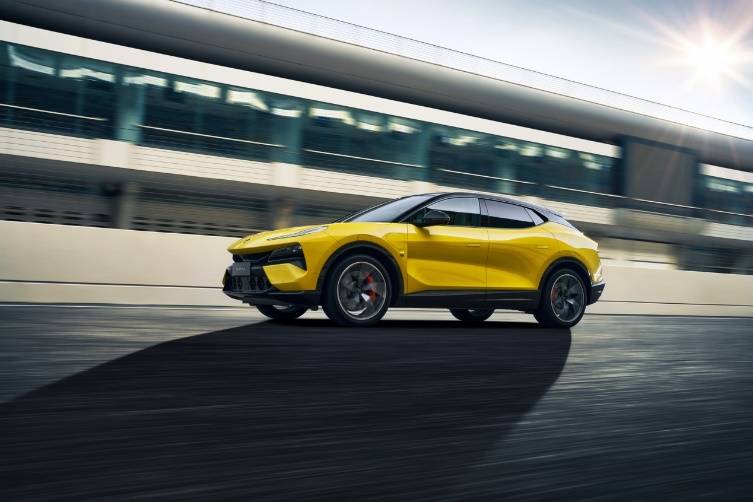 传奇附体 赛道傍身--路特斯Eletre R+为何值得期待_搜狐汽车_搜狐网