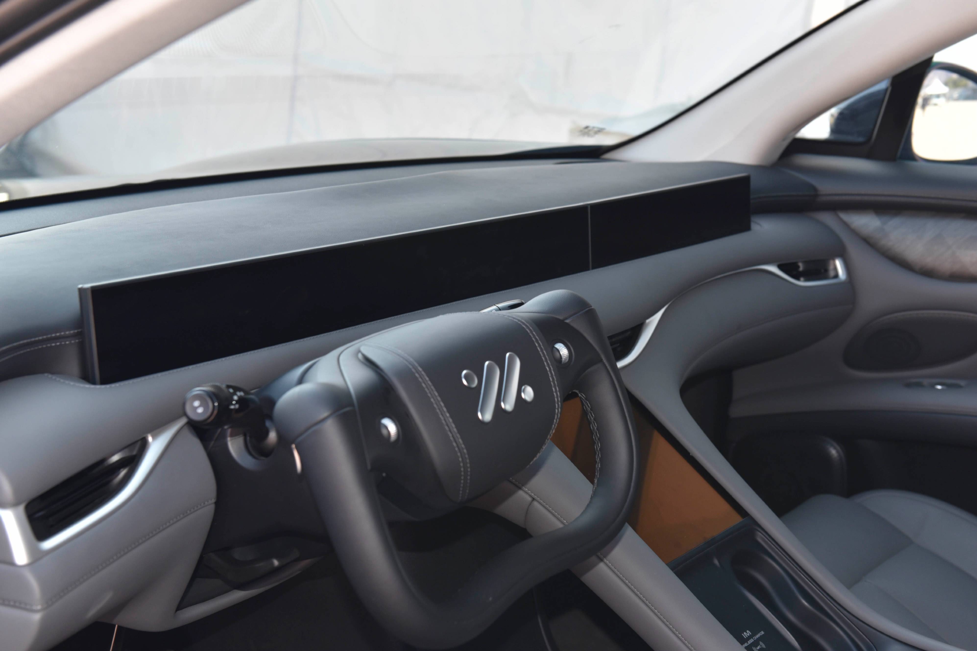 场地试驾智己LS6，3.48秒破百，还能极致贴边停车_搜狐汽车_搜狐网