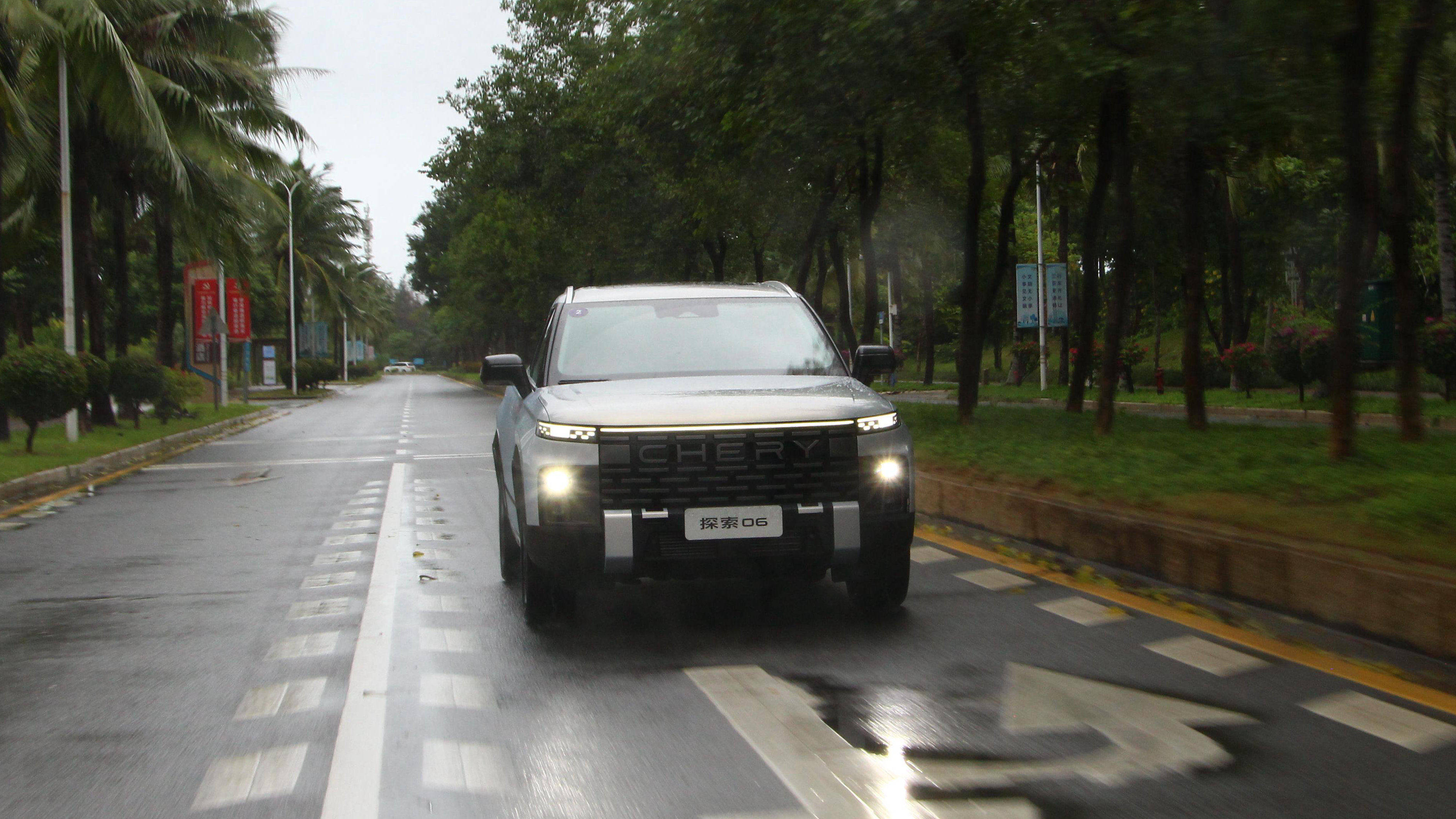 智能化不输新势力！这轻越野SUV不到12万起 还有8155芯片！_搜狐汽车_搜狐网