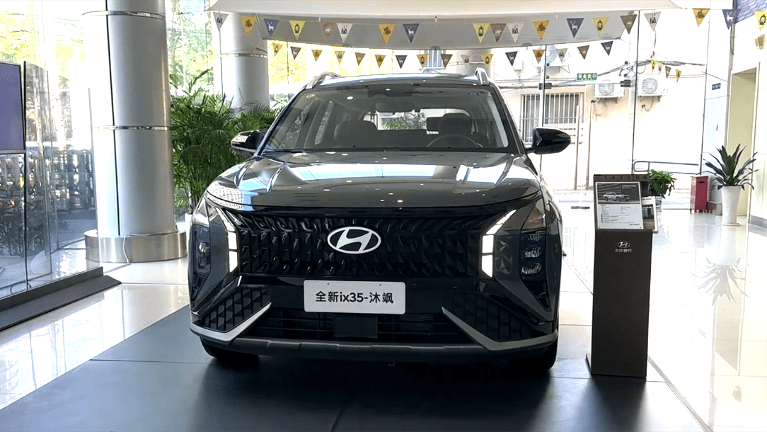 现代ix35|直降3万，配2.0L+6AT，空间有亮点，家用务实之选？_搜狐汽车_搜狐网