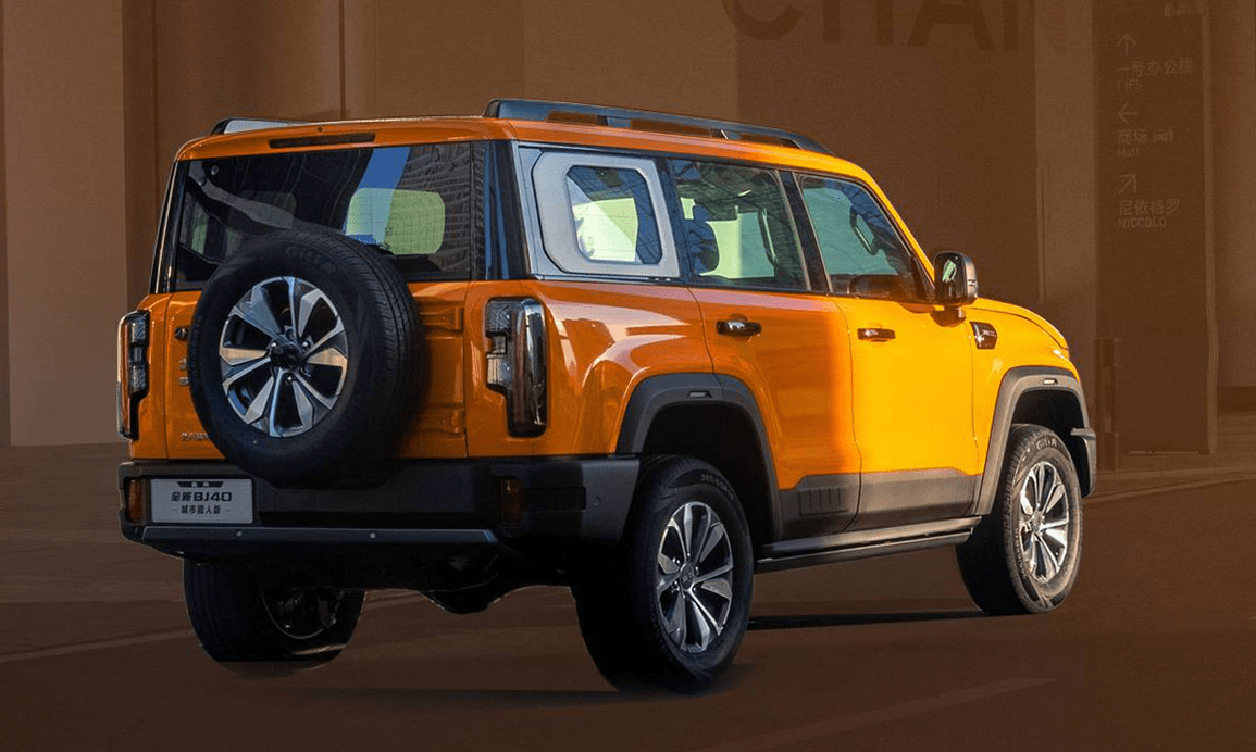 没有前后差速锁,搭长城2.0T,新BJ40价格确认,老越野真不如坦克300_搜狐汽车_搜狐网