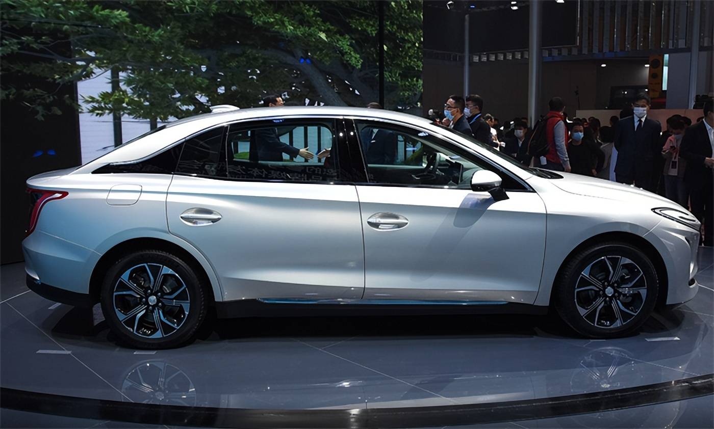 12万出头的中型纯电轿车，红旗E-QM5销量并不好，你会考虑吗_搜狐汽车_搜狐网