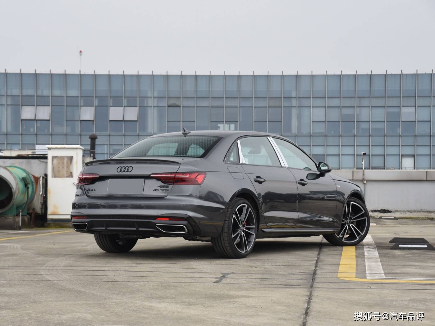 奔驰C级、奥迪A4L和特斯拉model3之间怎么选择？_搜狐汽车_搜狐网