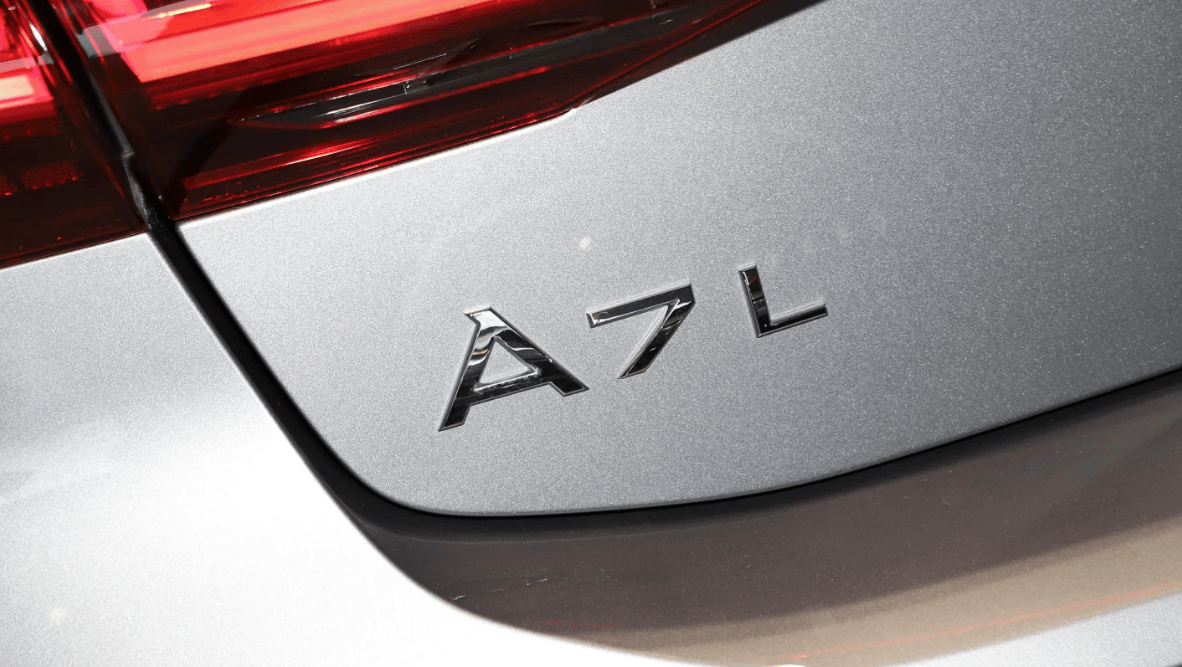 最高降8万、最少降4万！奥迪A7L跌至37万多，是时候放弃宝马5系了_搜狐汽车_搜狐网