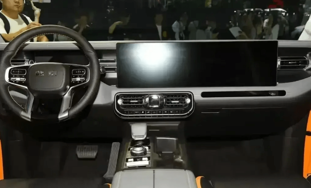 对标坦克300，北京BJ40正式下线！预计将在11月17号正式上市_搜狐汽车_搜狐网