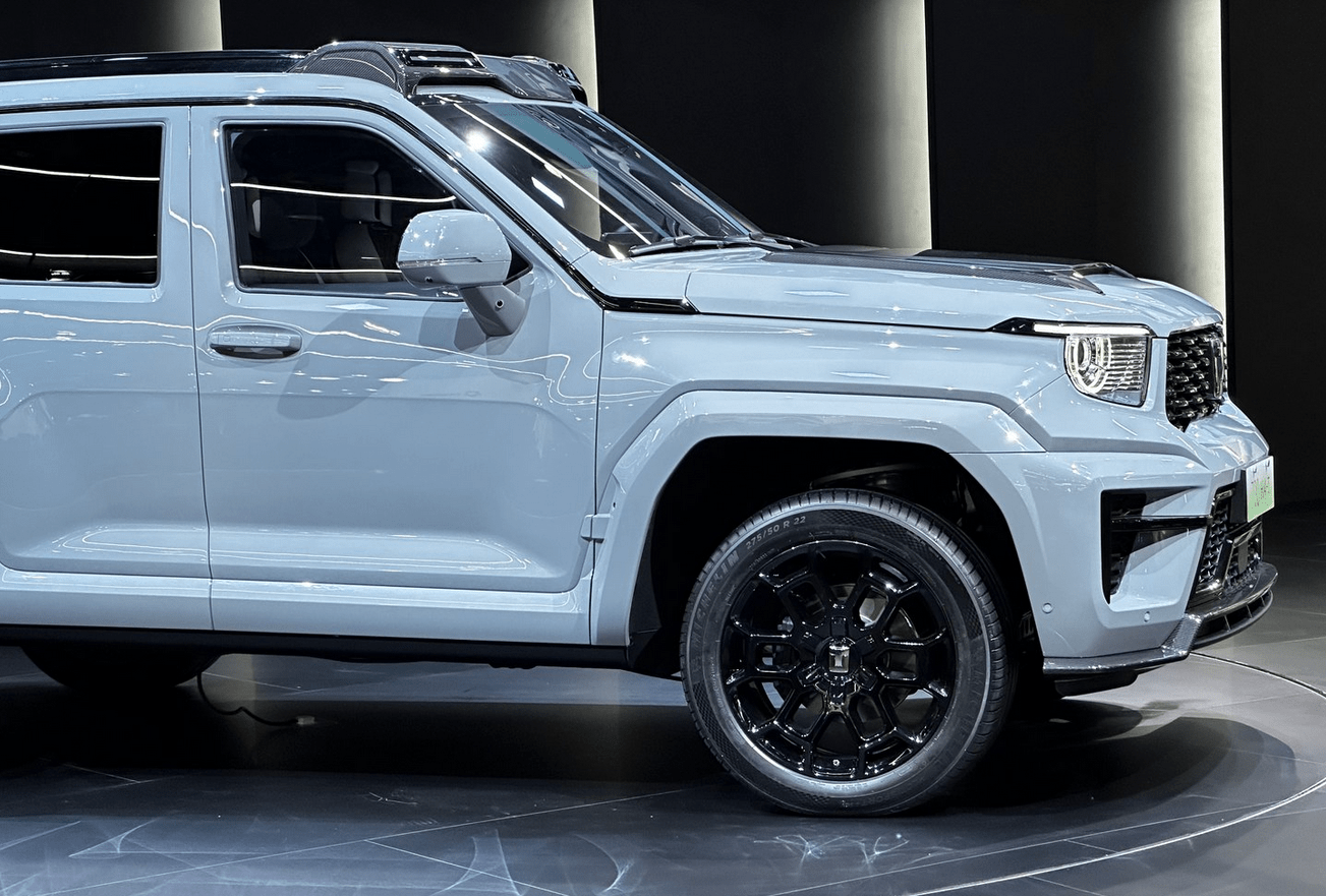 广州车展实拍：坦克700 Hi4-T怒目圆睁，长得有点不一样？_搜狐汽车_搜狐网