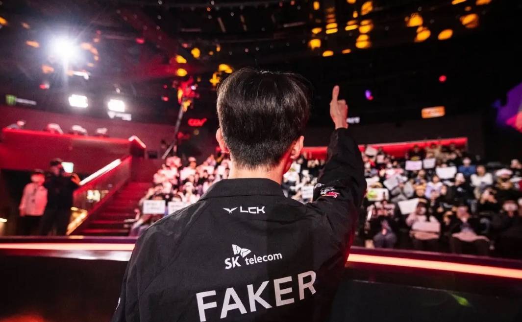LPL被一穿四！T1零封WBG，Faker成就四冠王-搜狐大视野-搜狐新闻