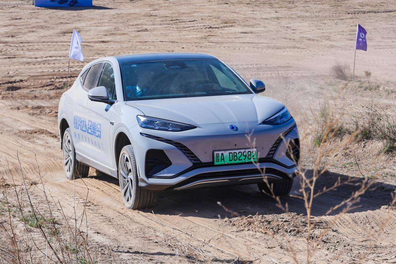 腾势不仅有超混MPV，还有卓越性能和领先科技的SUV车型N7和N8_搜狐汽车_搜狐网