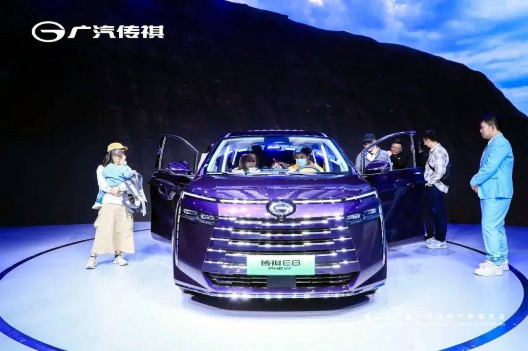 2023广州车展中高端MPV“大打出手”，传祺E8凭啥成为爆款显眼包？_搜狐汽车_搜狐网