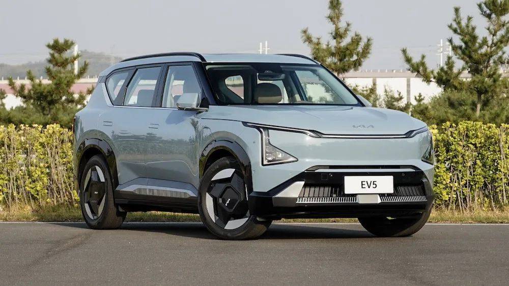 起亚EV5和比亚迪宋Plus，谁是15万级家用纯电SUV最优选？_搜狐汽车_搜狐网