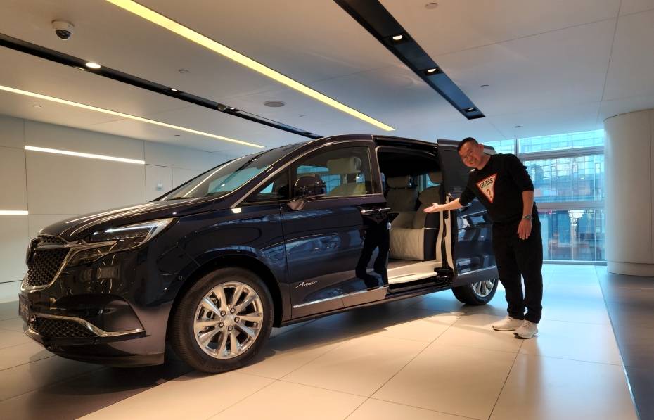 SUV和MPV 谁更适合家用？最爱“保姆车”的香港已经给我们打了样_搜狐汽车_搜狐网