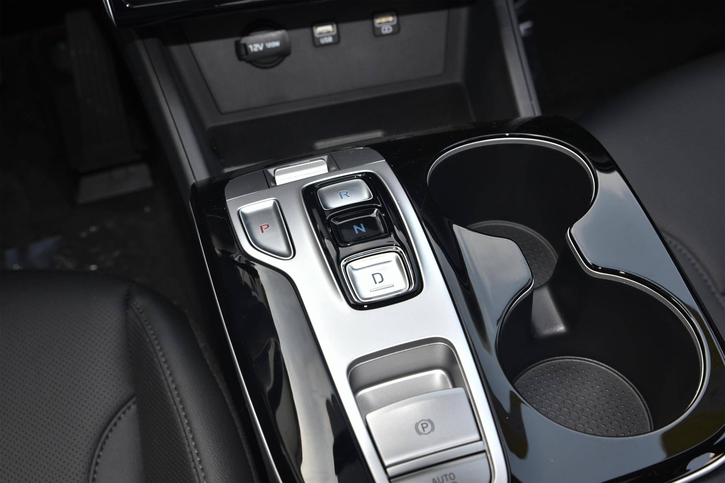 优惠3万多，搭200马力+8AT，竞争本田CR-V，现代途胜L值得买吗？_搜狐汽车_搜狐网