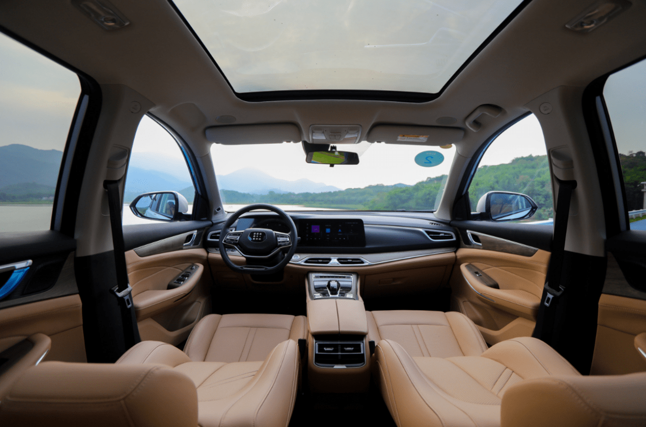 蓝电E5对比欧尚Z6 iDD，不只买车便宜3万，用车还能省更多！_搜狐汽车_搜狐网