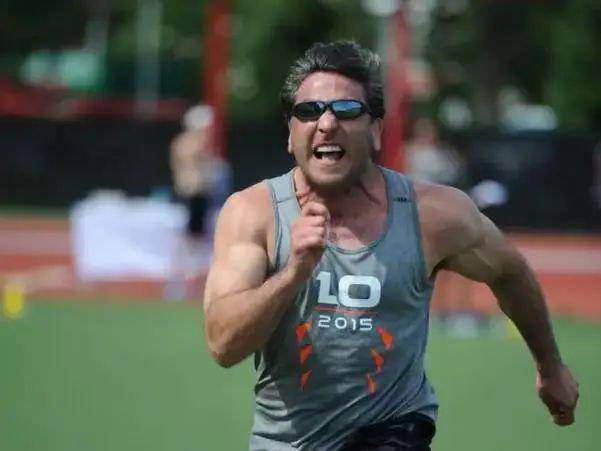 为什么华尔街精英比你有钱还比你喜欢健身_用时