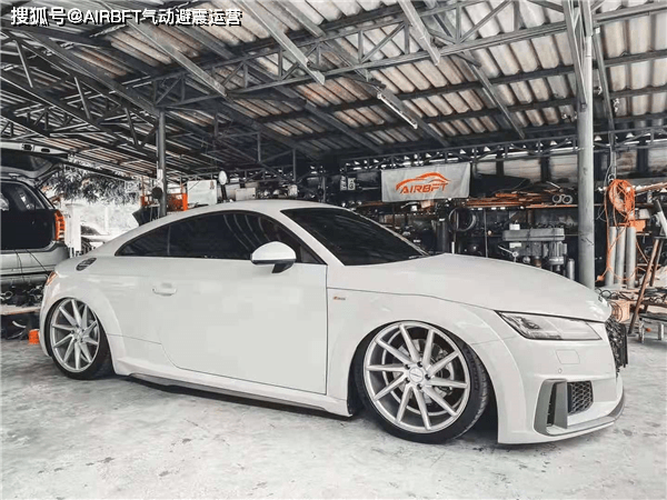 改装网红李洋讲解奥迪TT升级AIRBFT 气囊避震成功案例_搜狐汽车_搜狐网