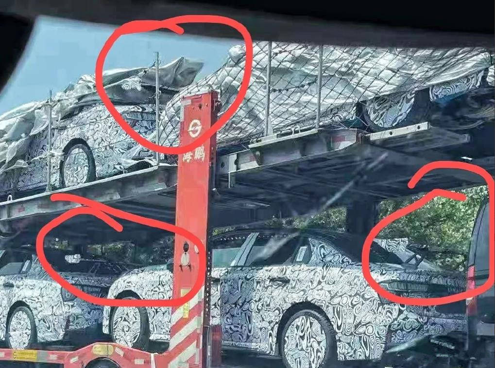 领克03TCR公路版谍照曝光，输出350马力，售价50万，配备大尾翼_搜狐汽车_搜狐网