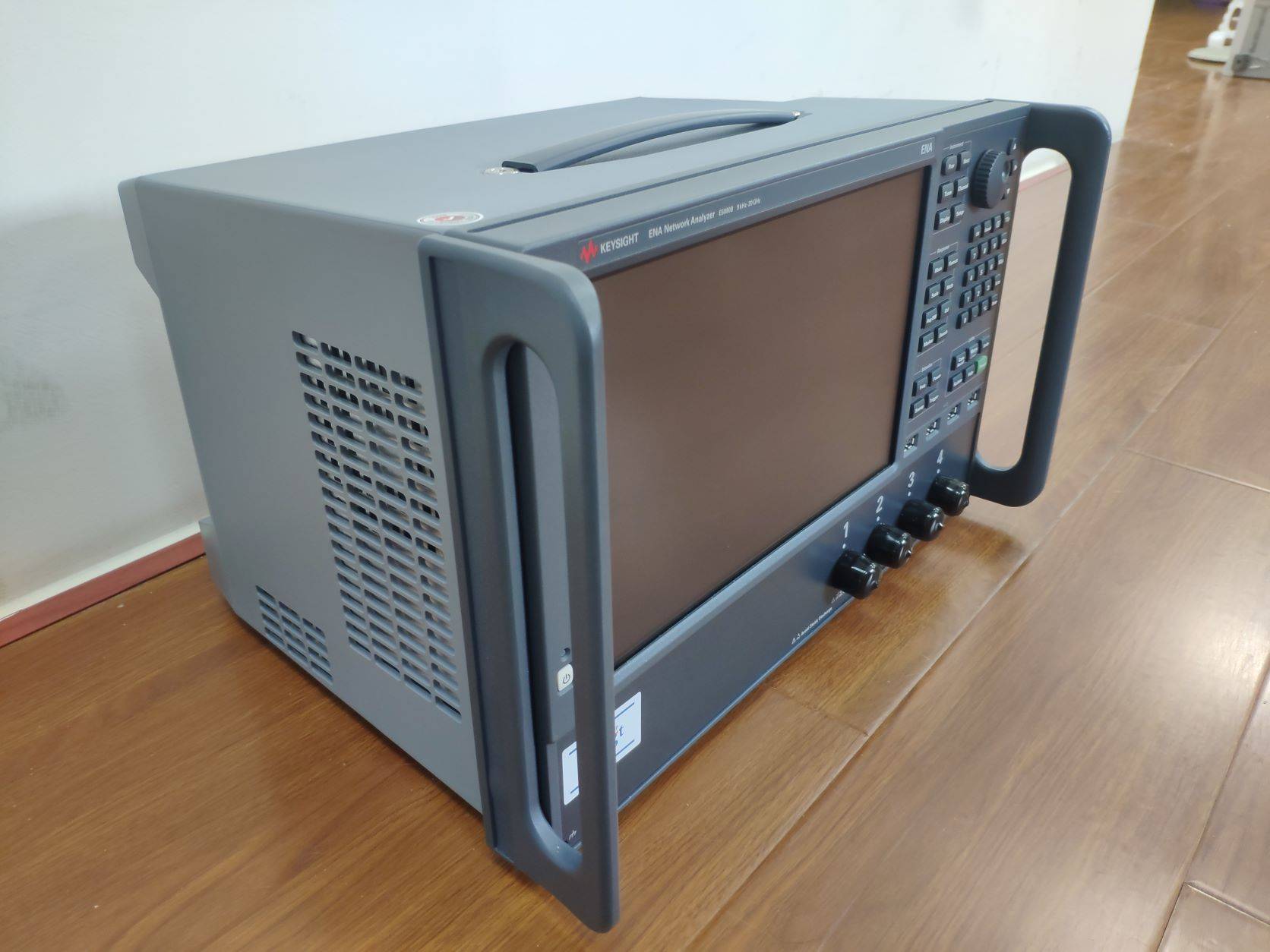 E8361A网络分析仪 免费质保-搜狐大视野-搜狐新闻