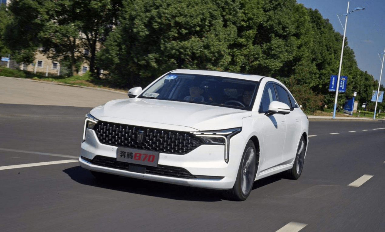 荣誉C-NCAP五星安全认证，第三代奔腾B70真香了？_搜狐汽车_搜狐网