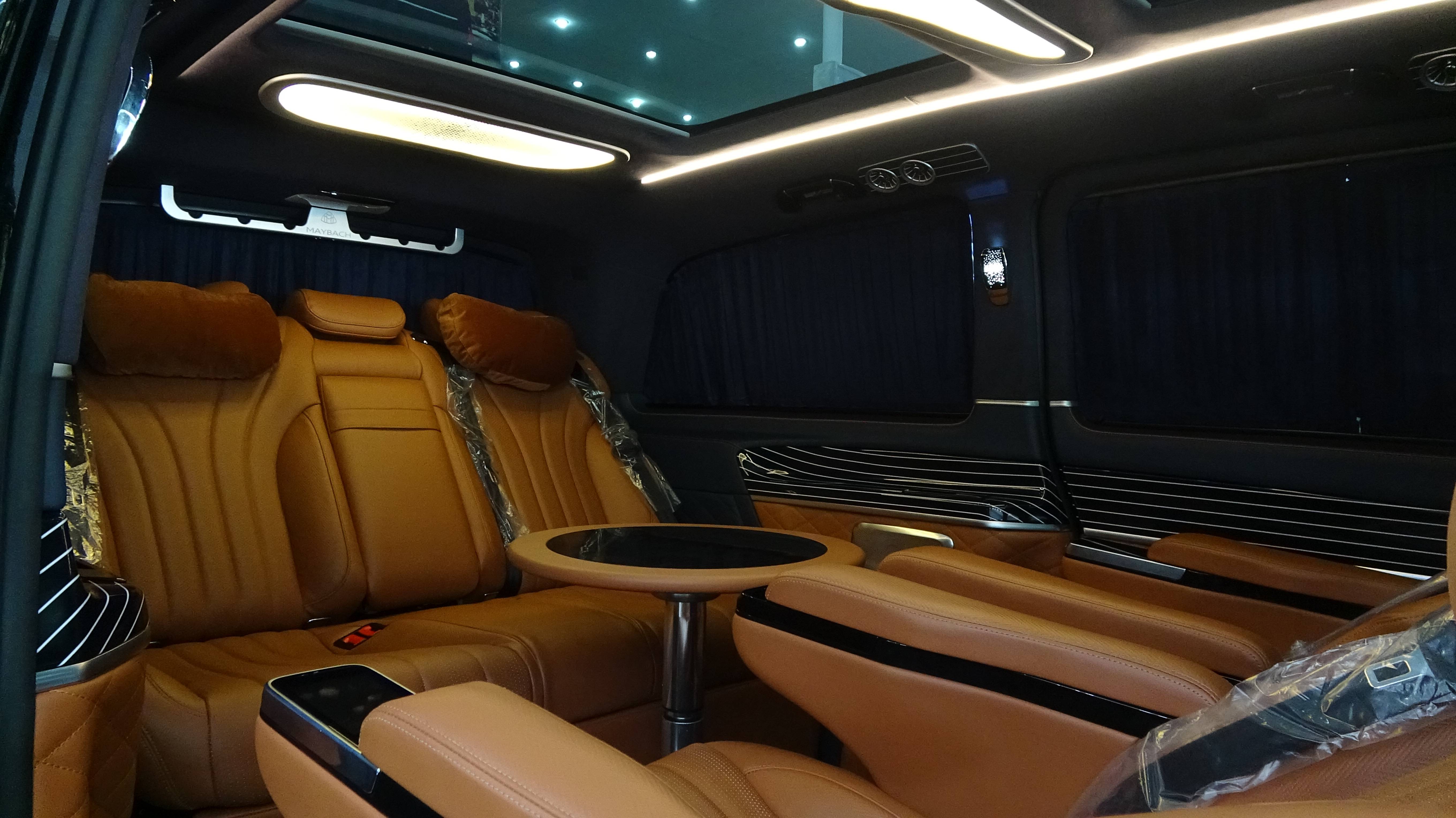 奔驰商务车，奔驰V260——豪华商务MPV内饰展示_搜狐汽车_搜狐网