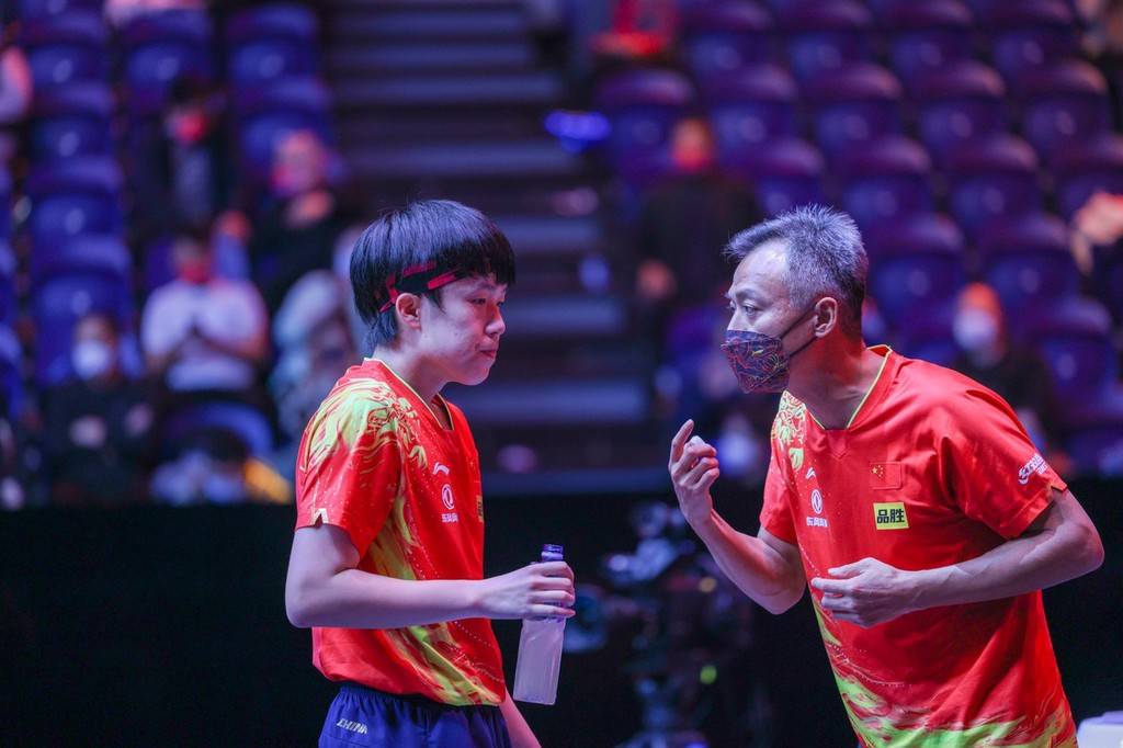 2022年WTT世界杯决赛男单1/8决赛：王楚钦3-1邱党-搜狐大视野-搜狐新闻