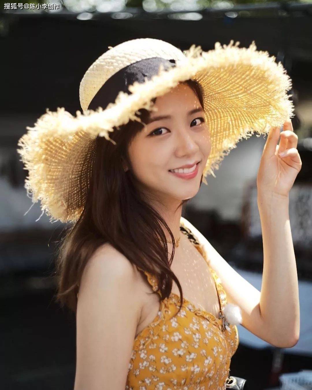 BLACKPINK的颜值担当JISOO，是你心中的完美女神嘛_一面_表演_舞蹈