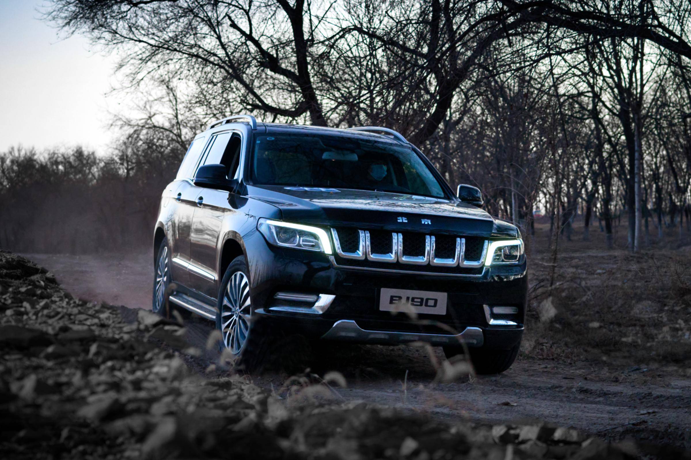 北京BJ90山河经典版正式上市！搭载奔驰发动机，售价47.8万元起_搜狐汽车_搜狐网