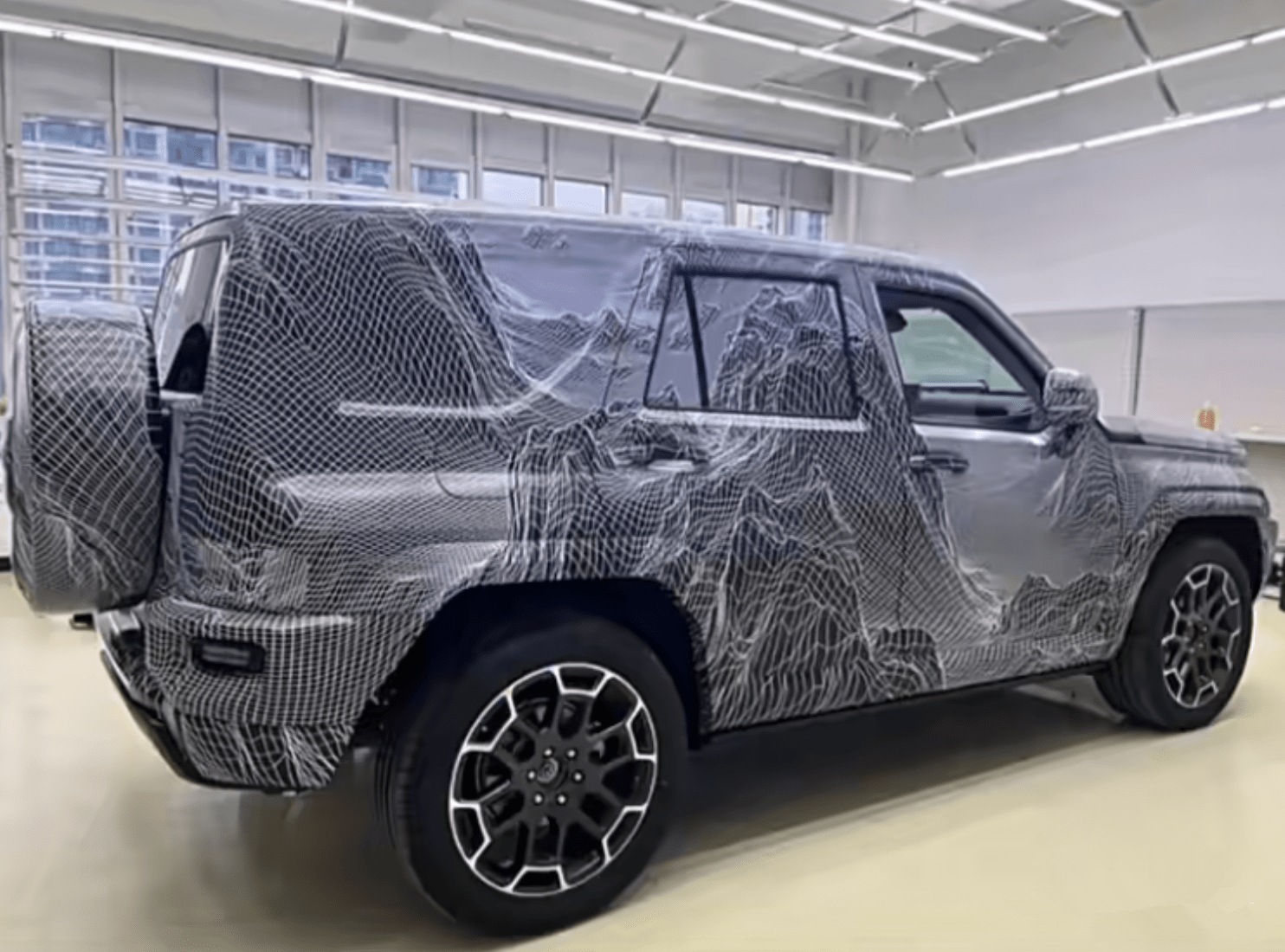 坦克700最新实车谍照曝光，搭载3.0T的V6动力_搜狐汽车_搜狐网