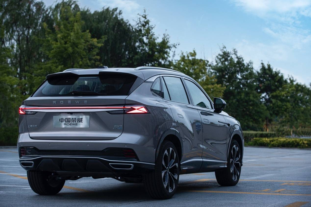 12万豪华平替？看全新第三代荣威RX5如何脱颖而出_搜狐汽车_搜狐网