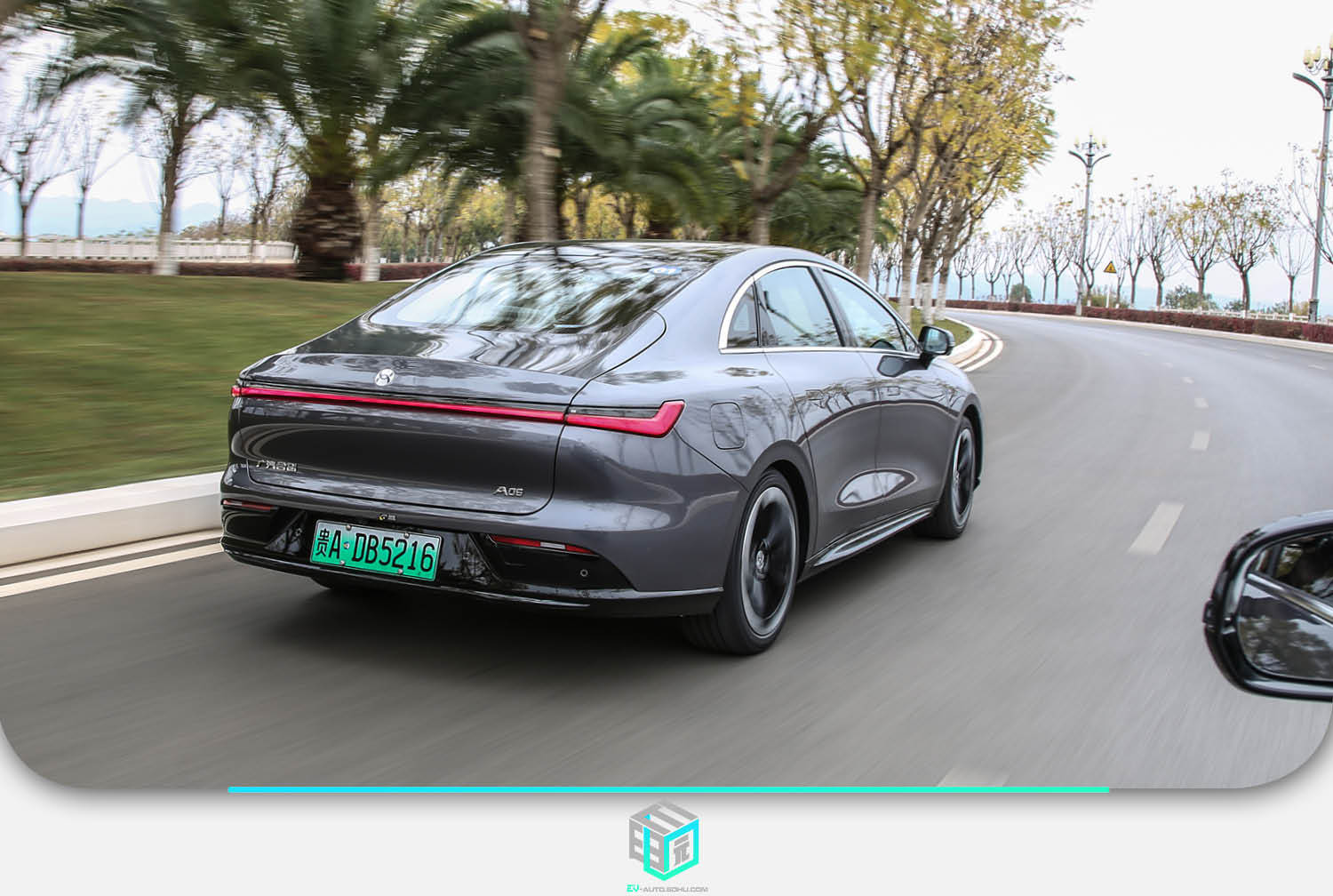 为年轻的你而来 试驾合创A06 630C_搜狐汽车_搜狐网