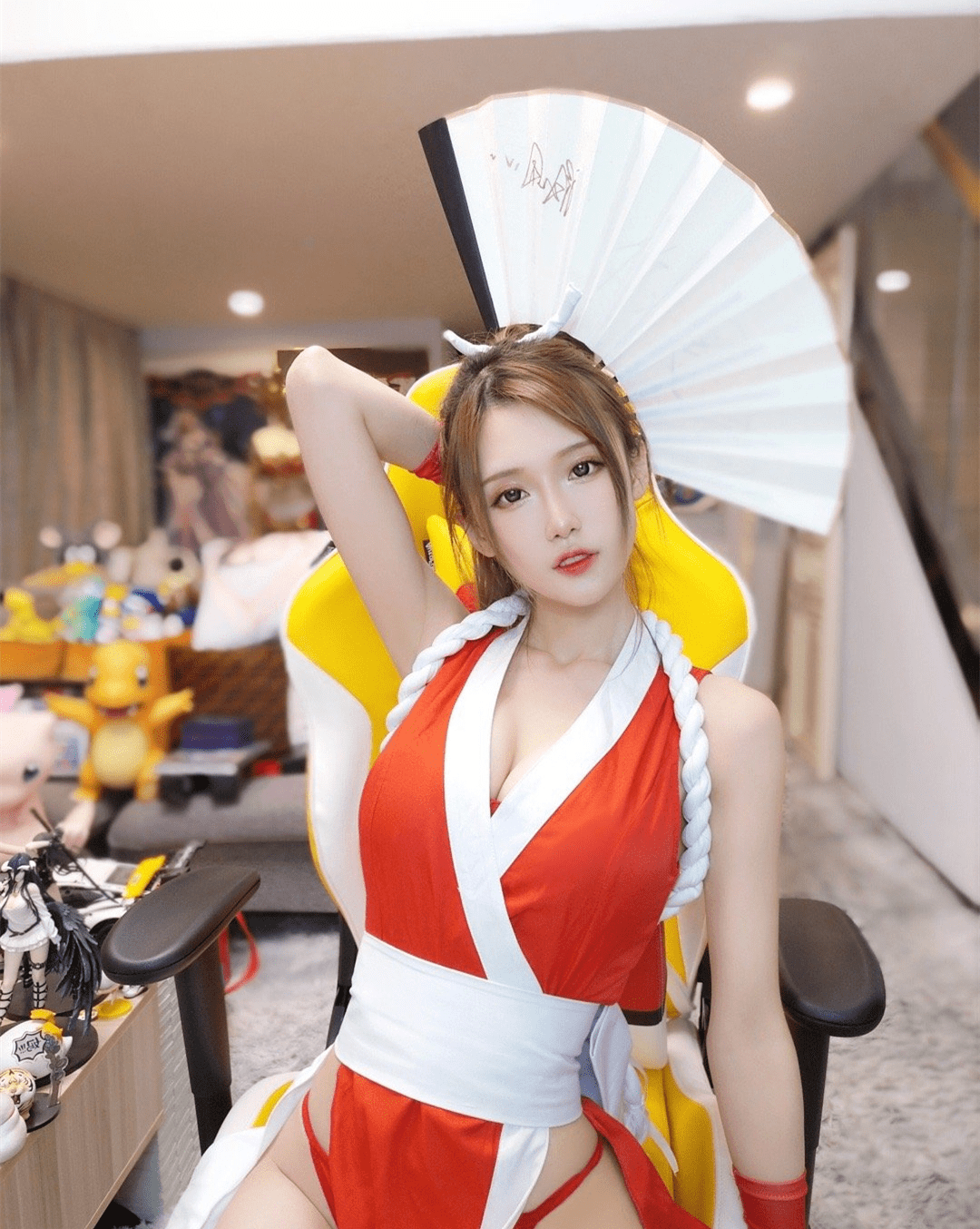 绝美女神cos不知火舞真人版。