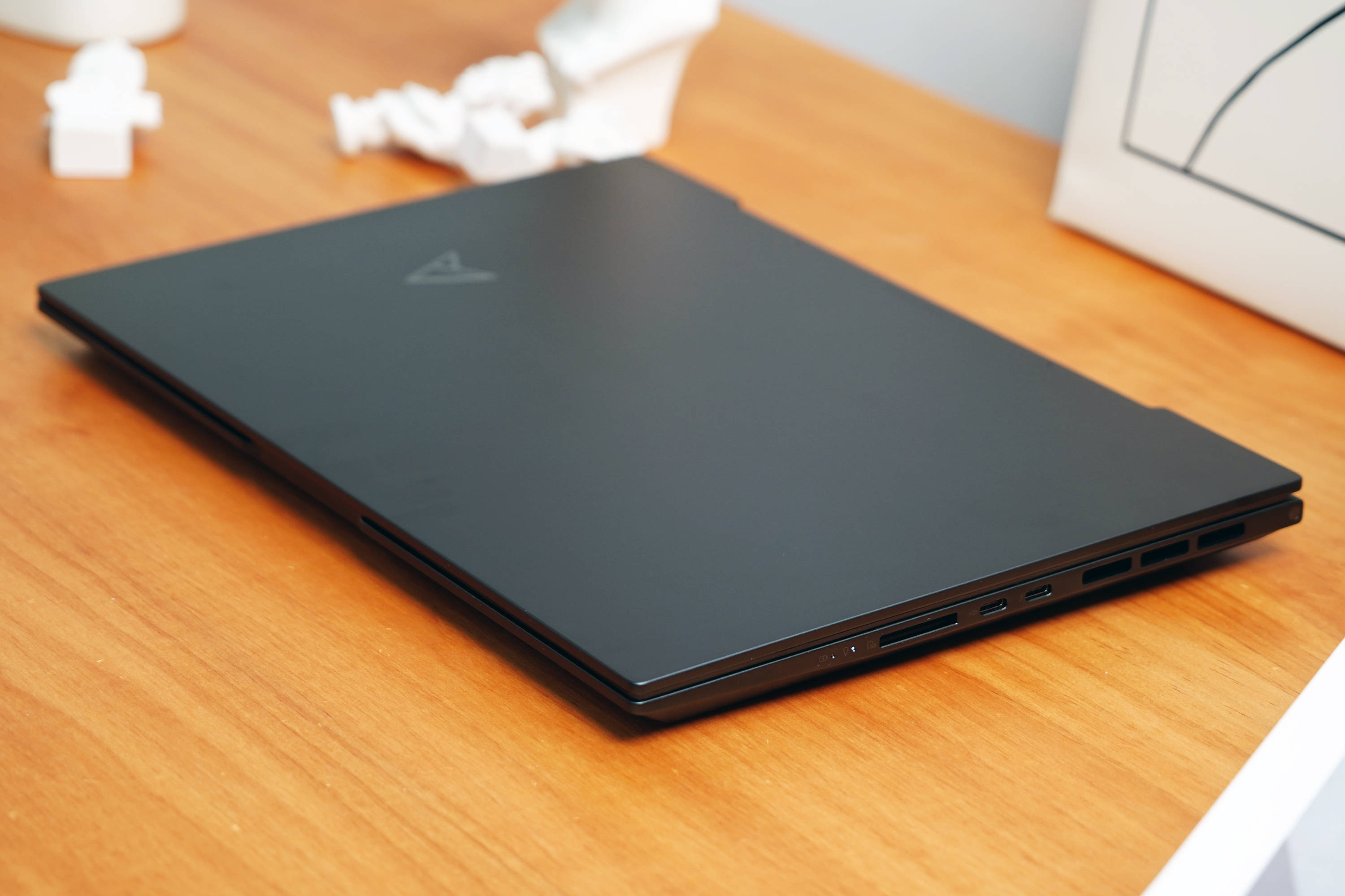 高品质轻薄创作旗舰 灵耀Pro14 2023图赏-搜狐大视野-搜狐新闻