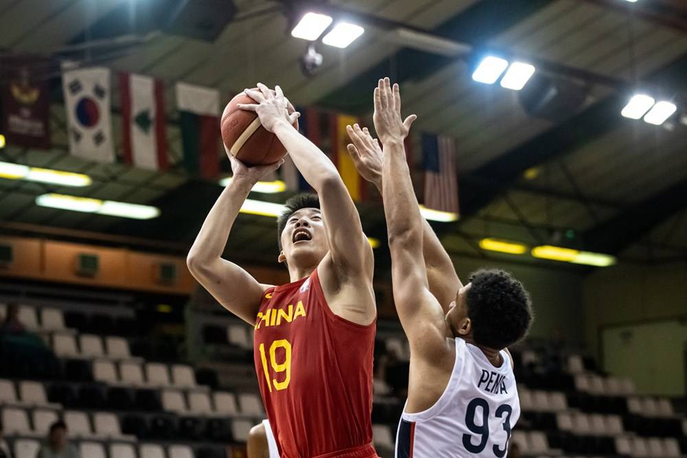 组图：中国U19男篮不敌法国 杨瀚森封盖对手-搜狐大视野-搜狐新闻