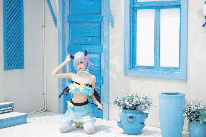 cos：从零开始蕾姆小恶魔水着Cosplay正片9P-搜狐大视野-搜狐新闻