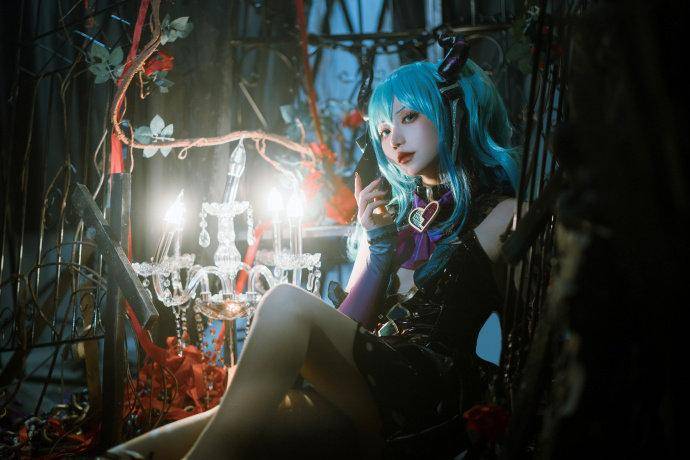 cos：miku小恶魔Cosplay正片9P-物部弥生-搜狐大视野-搜狐新闻
