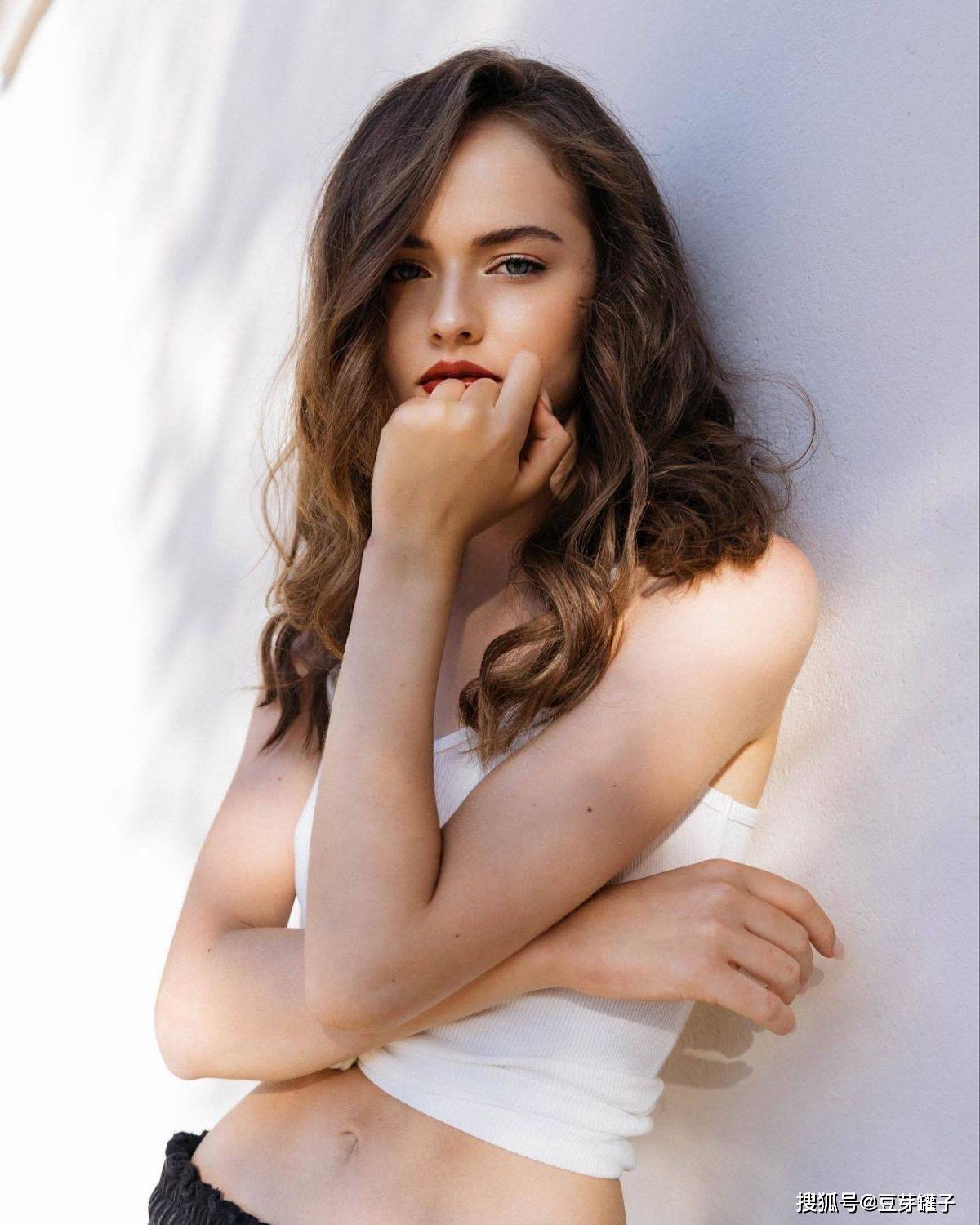 俄罗斯女模Kristina Pimenova，面容精致美到极致-搜狐大视野-搜狐新闻