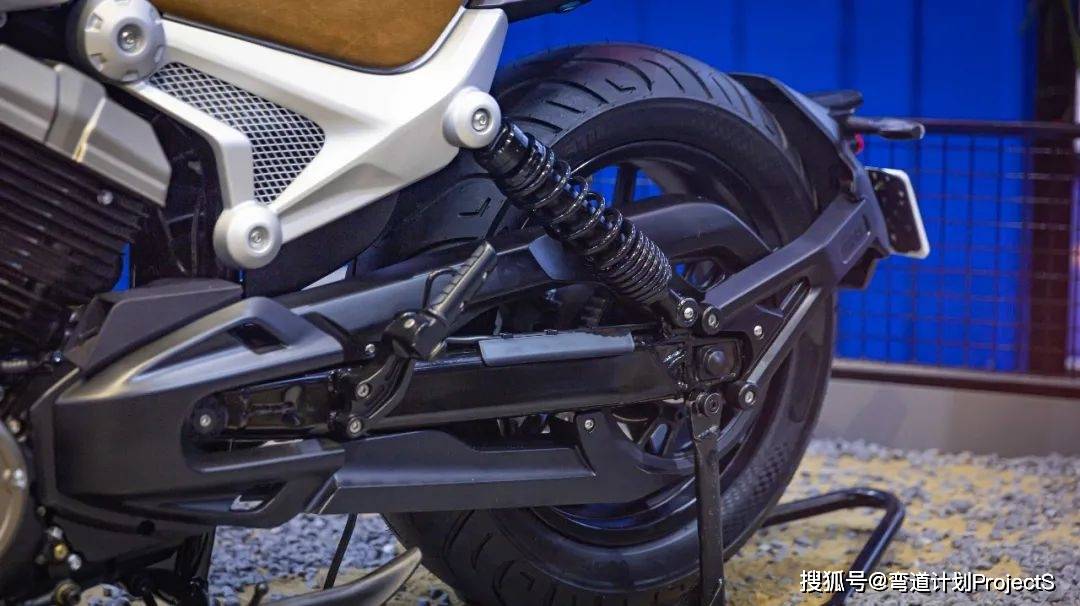 2万多就能买700cc V缸！维多利亚Simplee v7上市_搜狐汽车_搜狐网