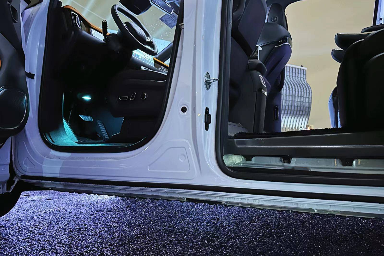 最靓纯电MPV合创V09上市，起价31.88万，诚意满满还有4C快充_搜狐汽车_搜狐网