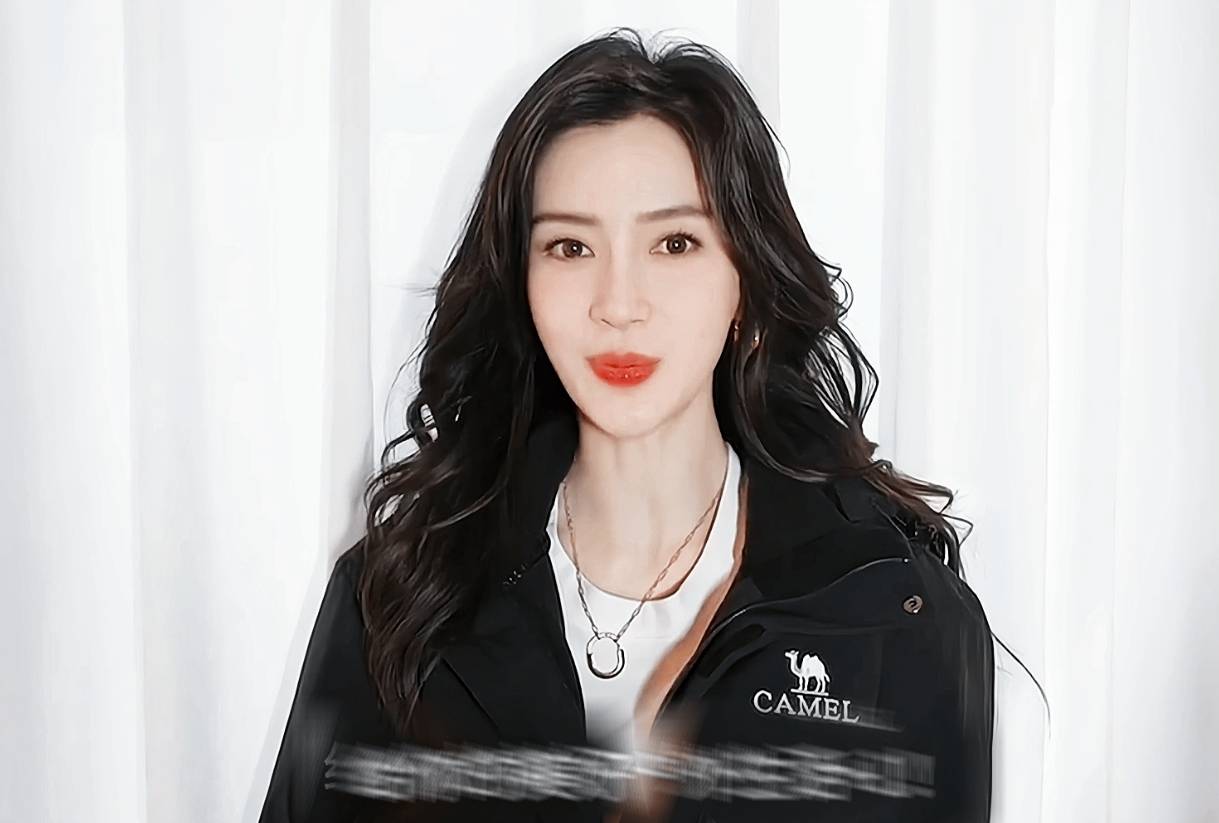 Angelababy风波后首次露面 绽放甜美笑容状态佳-搜狐大视野-搜狐新闻