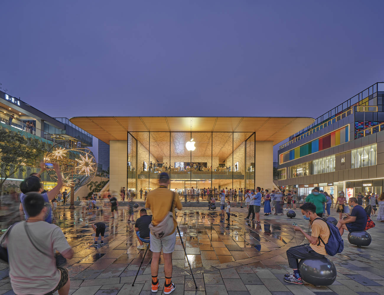 全国第一家Apple Store重装开业，充满京味的苹果你爱了吗-搜狐大视野-搜狐新闻