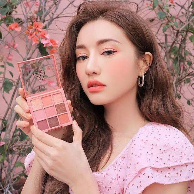 血泪教训告诉你，3CE这几个产品千万不能买！_官方