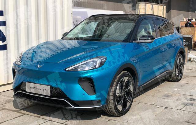 2020北京车展：ARCFOX αT预售价25-33万元_搜狐汽车_搜狐网