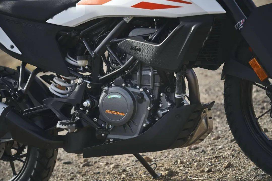 KTM390ADV接受预定明年上市..._搜狐汽车_搜狐网