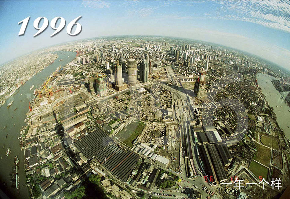 浦东开发开放30周年｜姚建良：留影时代，记录陆家嘴30年_东方明珠