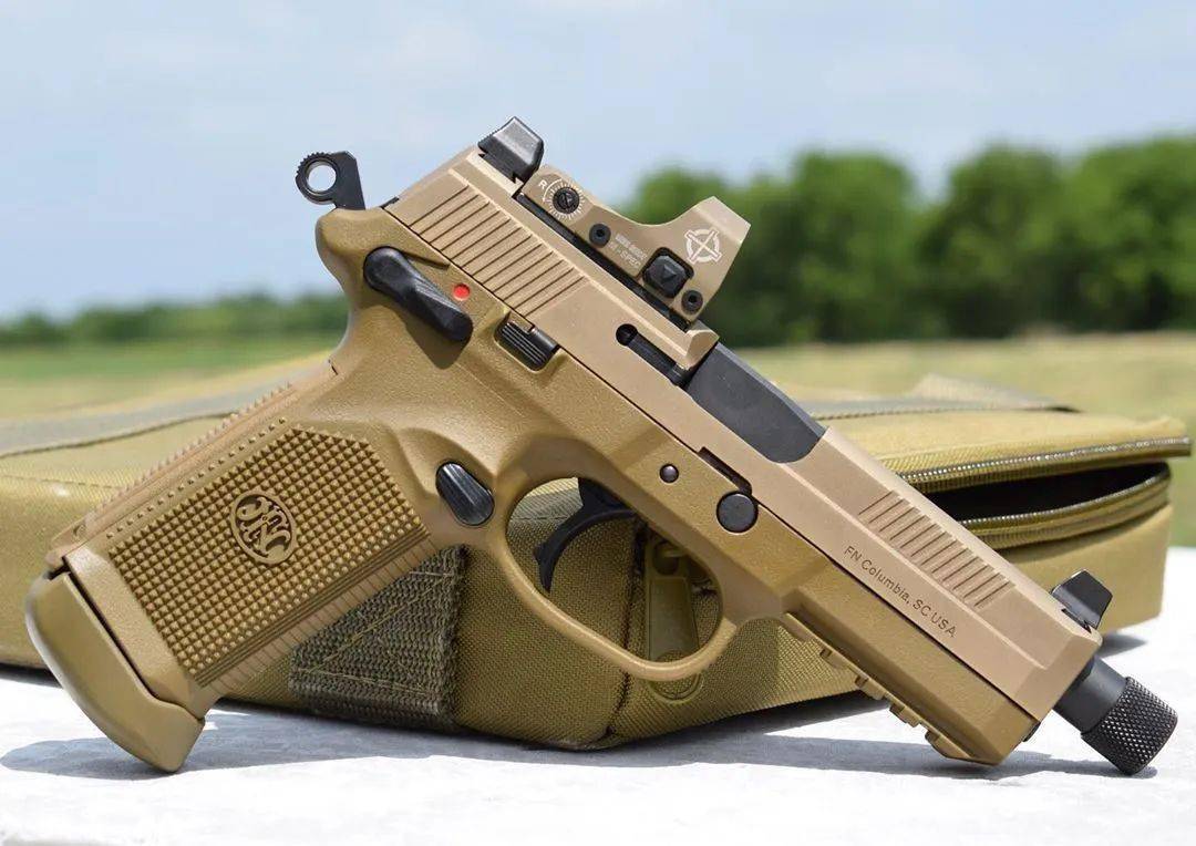 【泥色经典】FN公司FNX45战术版手枪图集-搜狐大视野-搜狐新闻