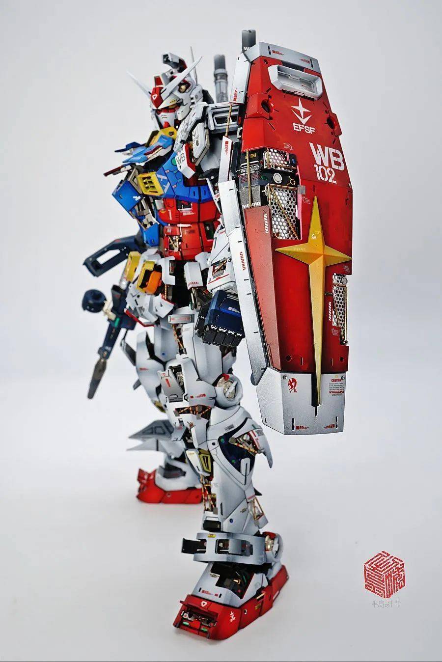 PGU元祖，你的盾牌都烂了！你舱门都开了！-搜狐大视野-搜狐新闻